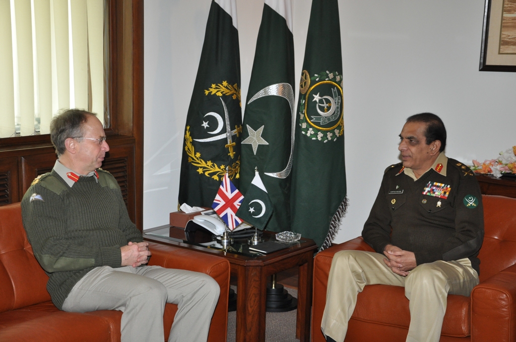 Security and Intelligence News Pakistan: General Kiani with British ...