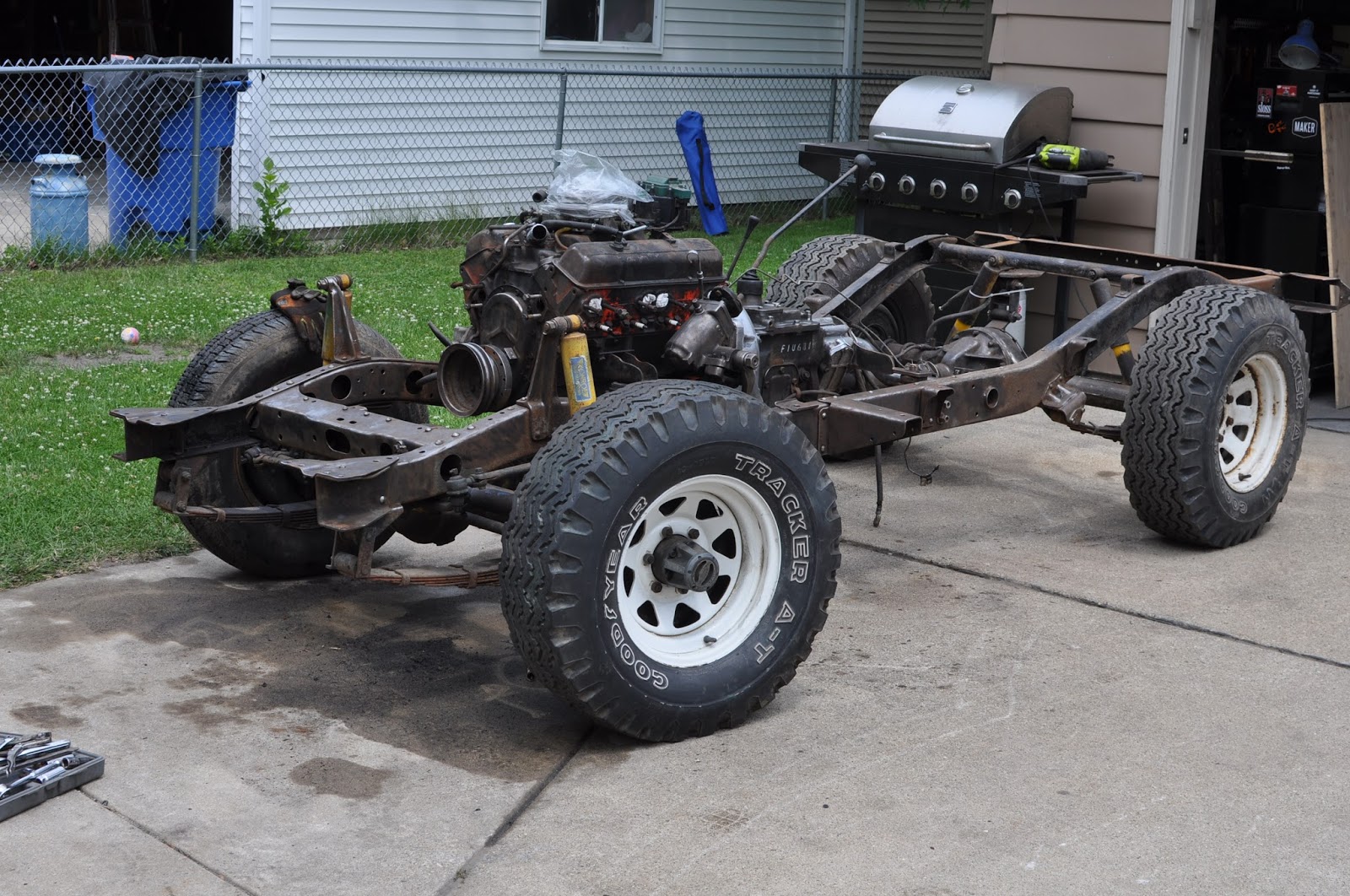 handverker: fj40 frame strip