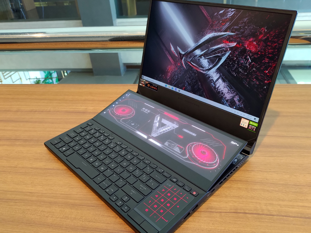 Review Asus ROG Zephyrus Duo 15 SE, Laptop Dua Layar Serbaguna ...