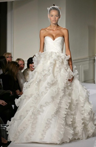 Red Carpet Wedding: Darcy Jones and Nathaniel Fogg - Red Carpet Wedding