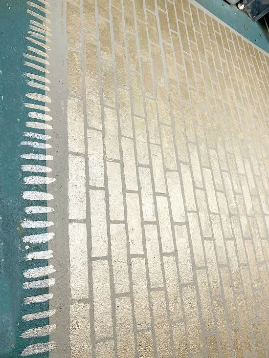 How to Stencil a Brick Pattern on the Floor