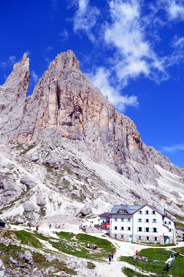 Torri del Vajolet: escursione al rifugio Re Alberto, Gardeccia e Preuss ...