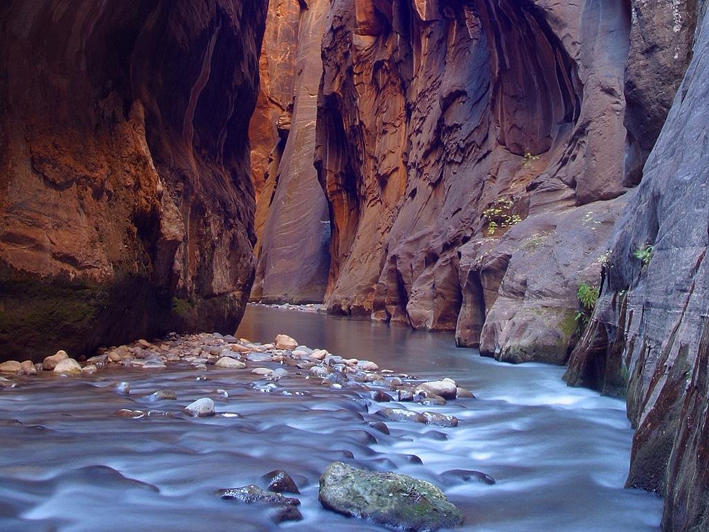 Day Hiking Trails: Video of Zion National Park’s The Narrows