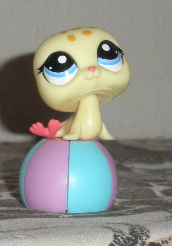 Collectomania: LPS Seals