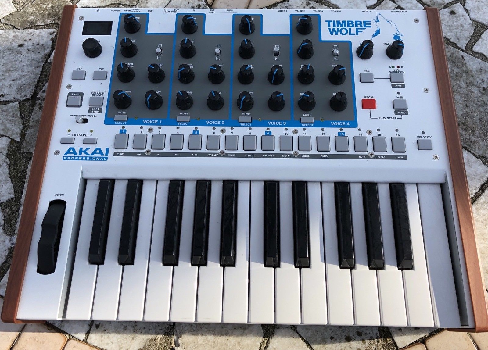 MATRIXSYNTH: Akai Timbre Wolf Analog Synthesizer