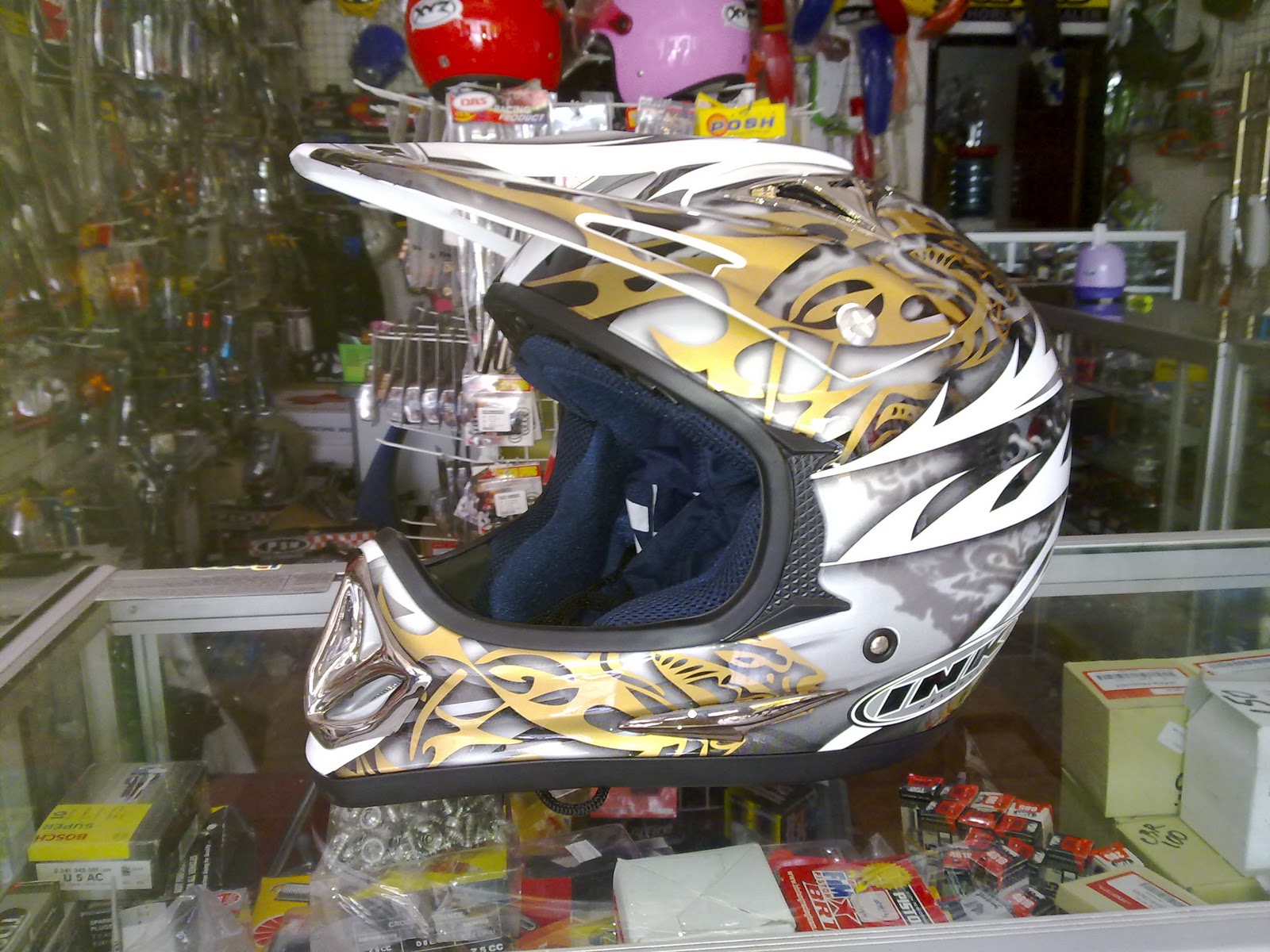 Modifikasi & Alam: HELM