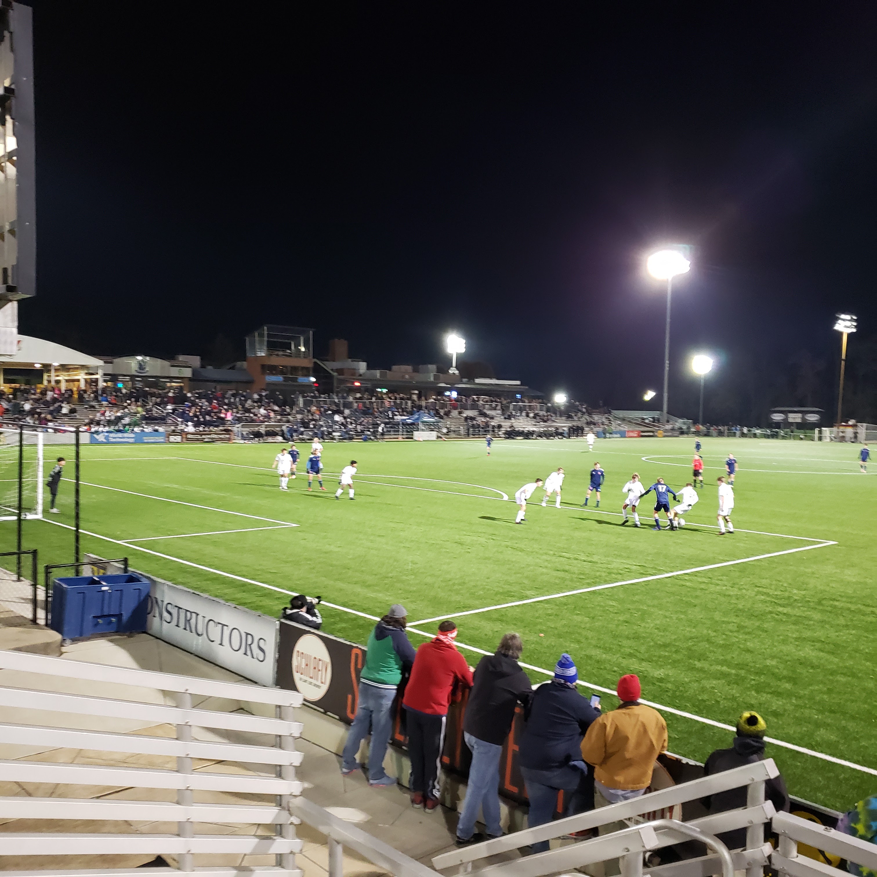 Bob Delaney At Large: Hanging with St. Louligans and Pulling a Tallboy