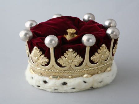 Lord Belmont in Northern Ireland: Earl's Coronet