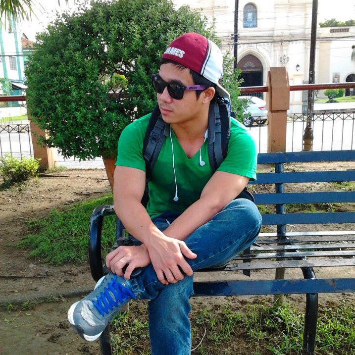 Miong21 @ Blogspot: Boracay Hunk: John Labindao