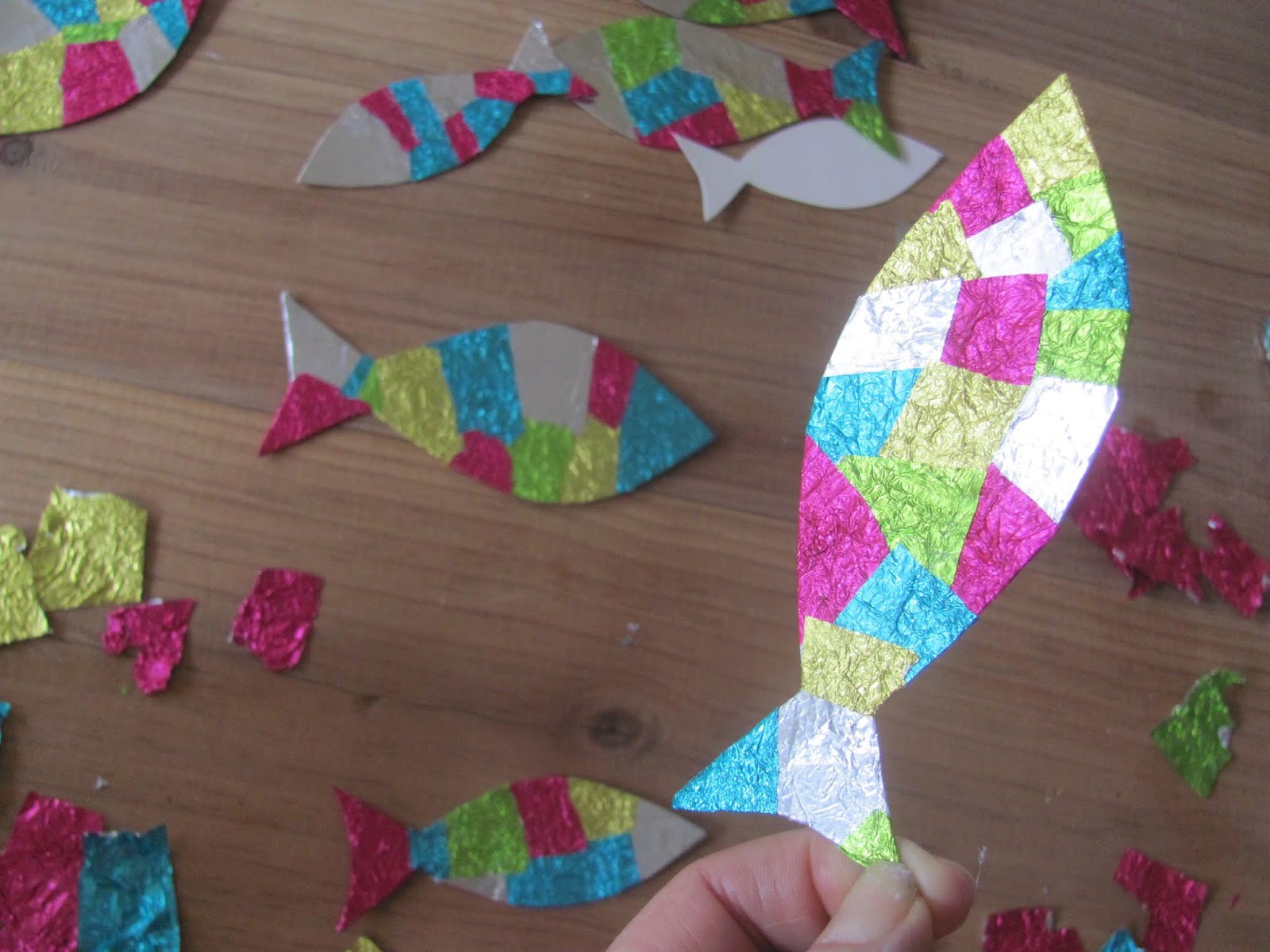 Jumble Tree: Rainbow foil fish - Easy Easter craft