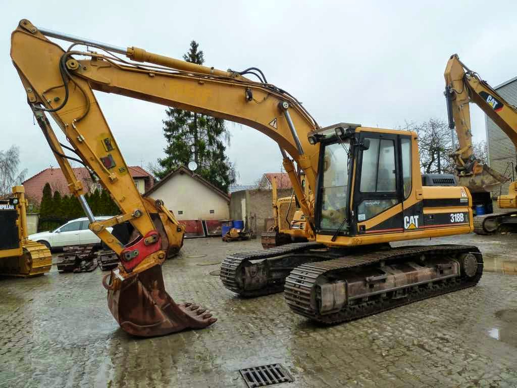 Excavator pe senile Caterpillar 318BL 19 tone
