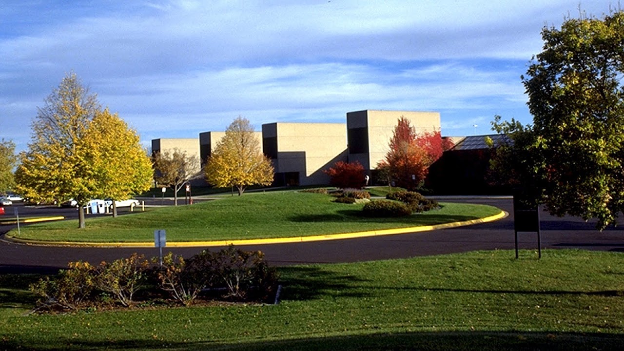 Dakota County Technical College - College Choices