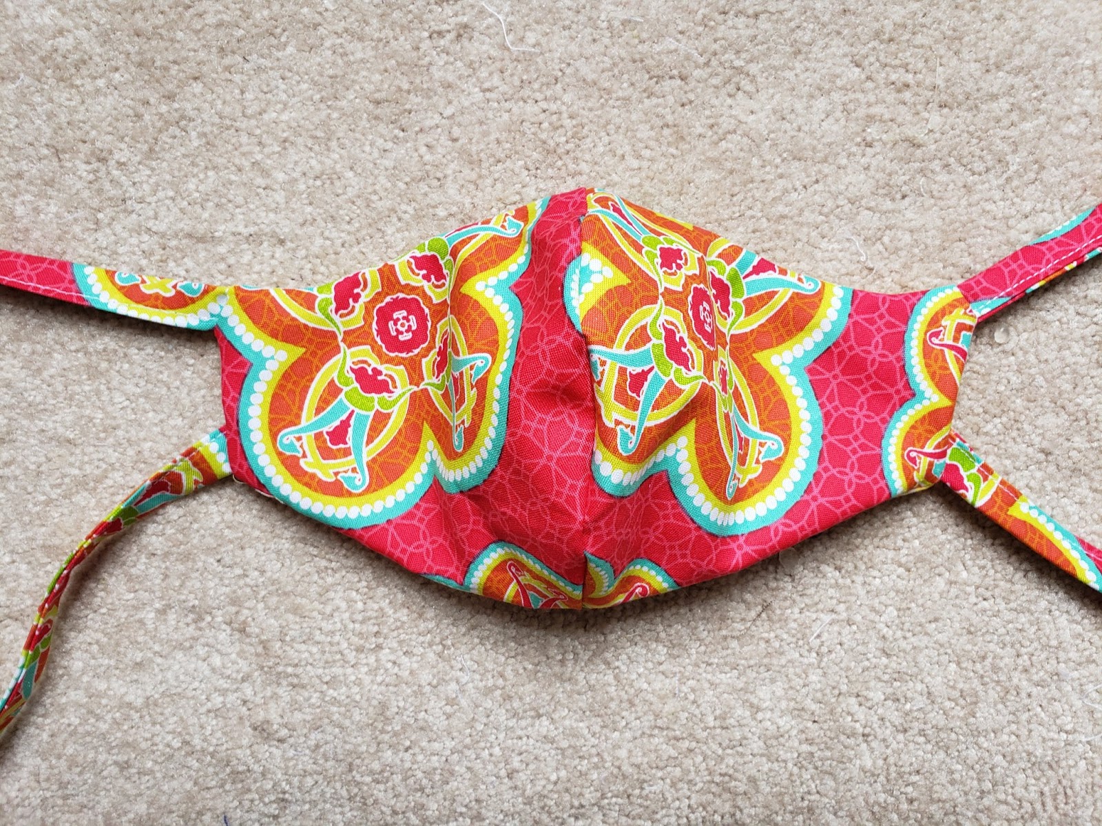 My DIY Addiction: FREE fitted face mask pattern with filter pocket for ...