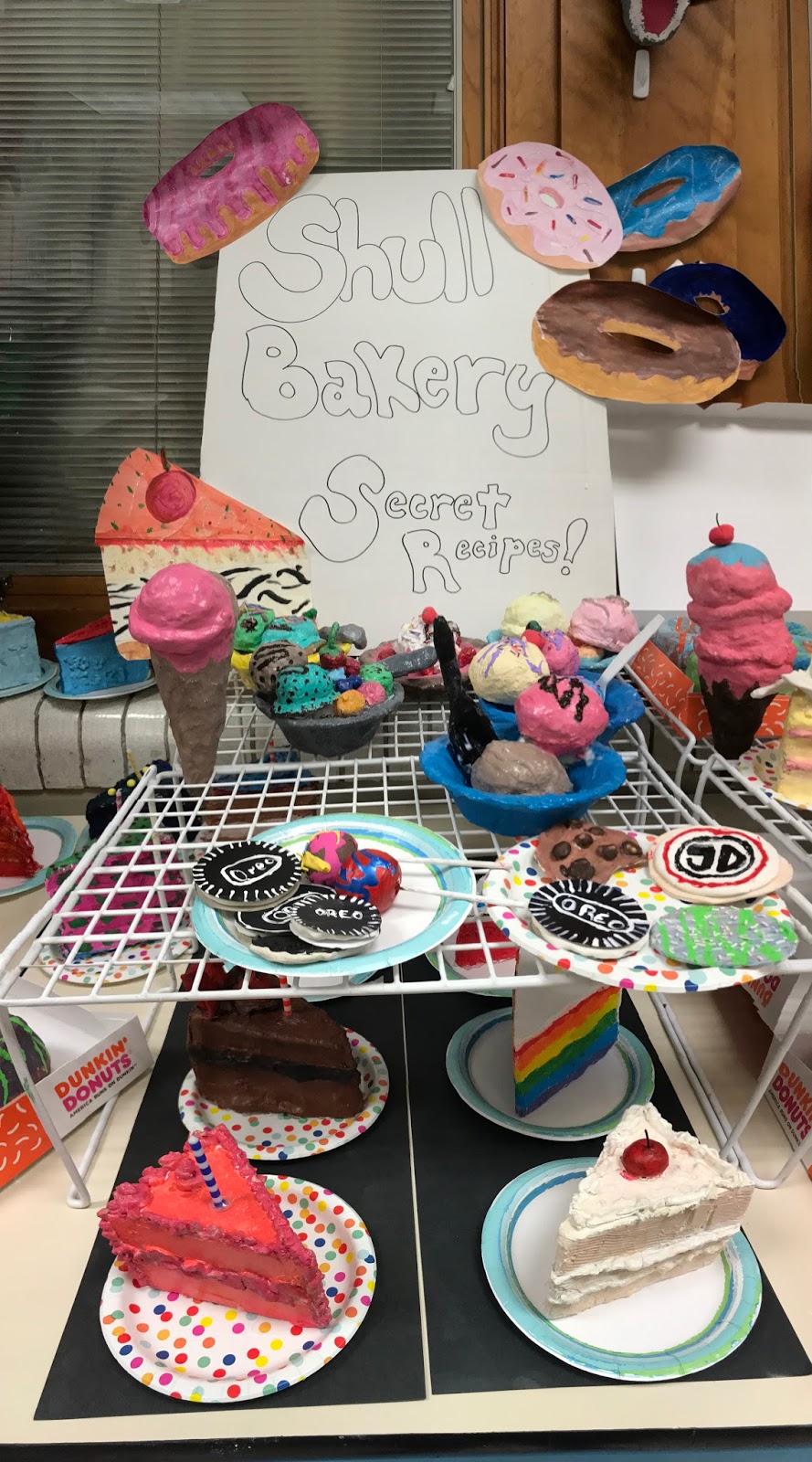 The Helpful Art Teacher: Food Art Sculptures: Innovative Dessert Designs