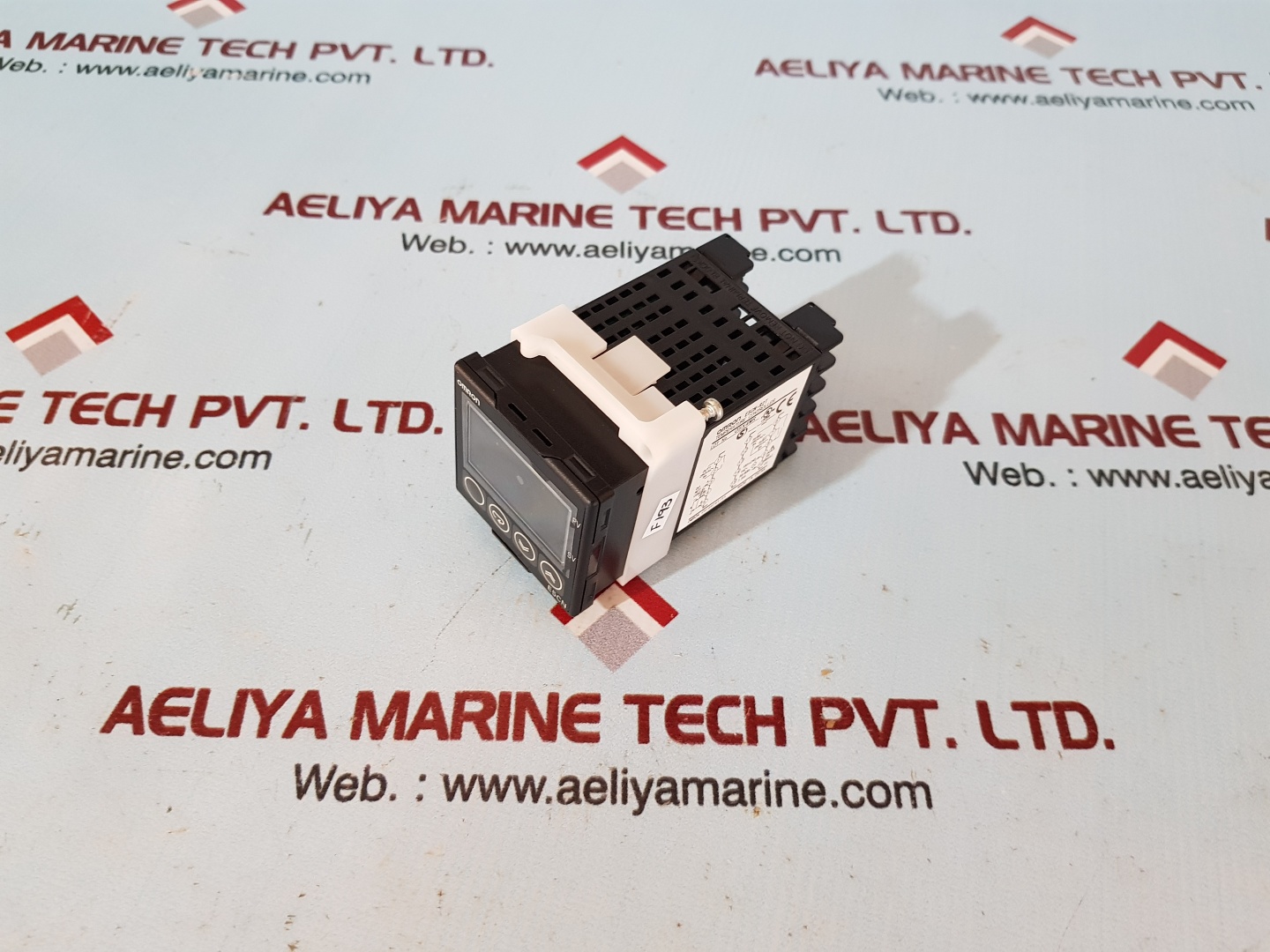 OMRON E5CN-R2T TEMPERATURE CONTROLLER - Aeliya Marine