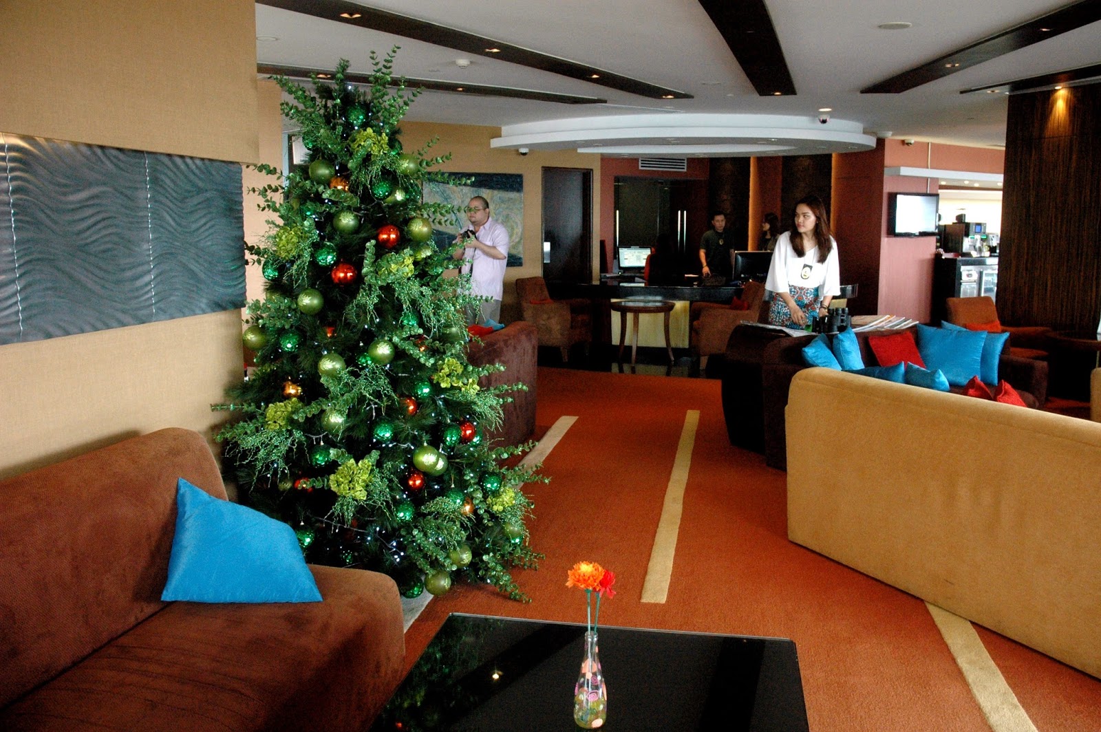 DUDE FOR FOOD: Thank You, Jen: A Holiday Staycation at Hotel Jen Manila