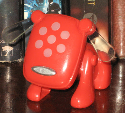 Percy's Fast Food Toy Stories : Red iDog - McD