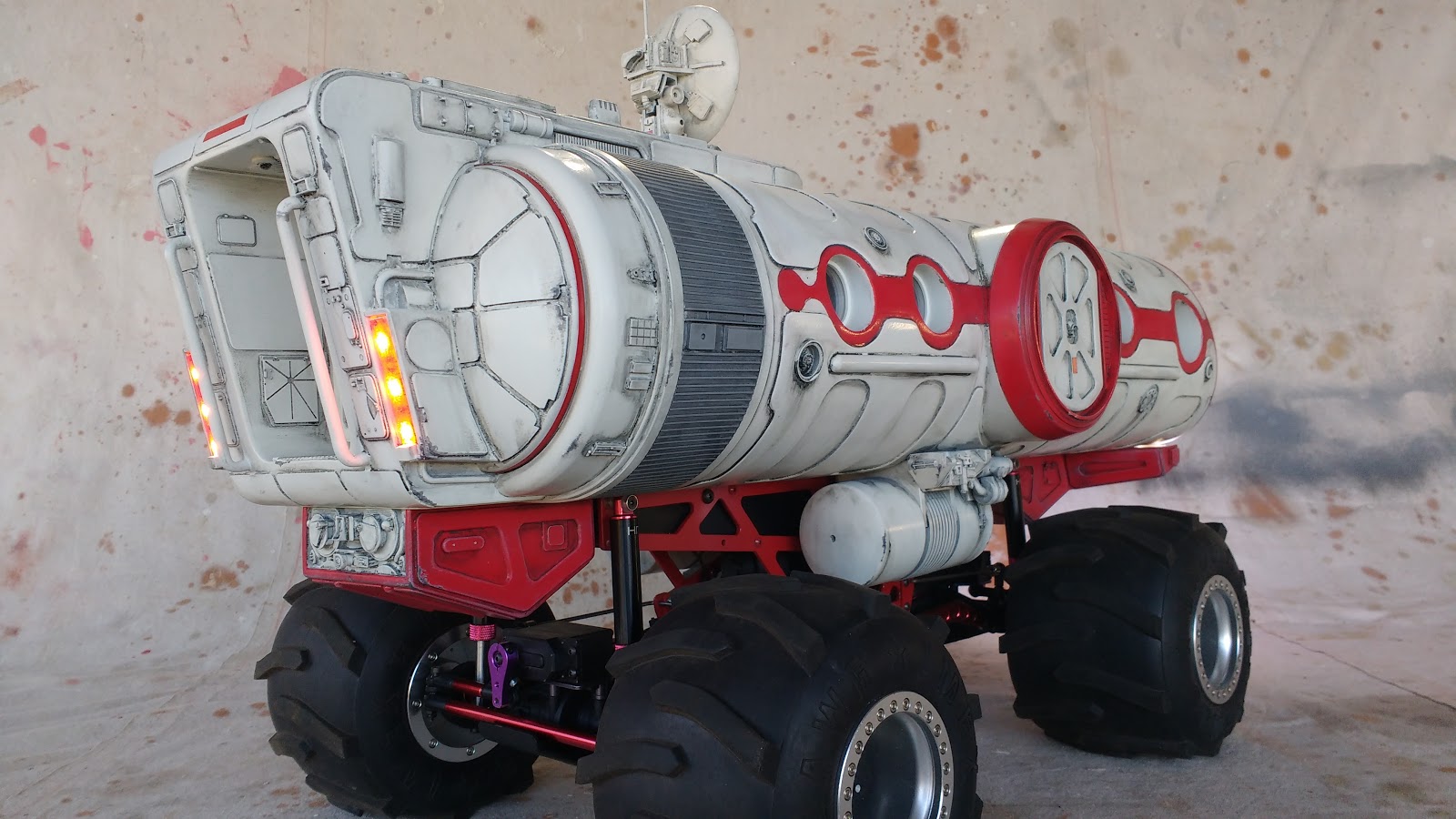 RC Sci Fi: Moon Bus part 9 completed.