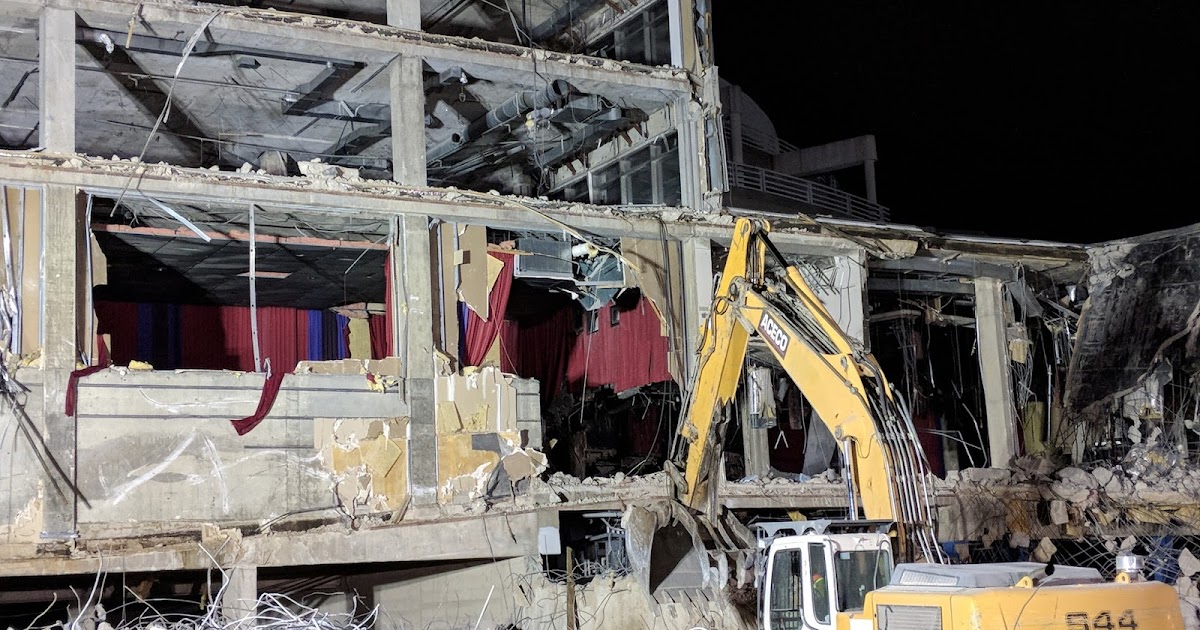 Robert Dyer @ Bethesda Row: Regal Cinemas/Apex Building demolition (Video)