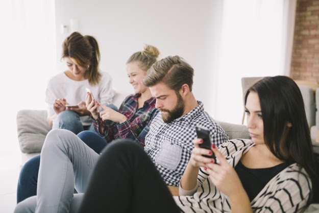 A POEM ON OVERUSAGE OF PHONE