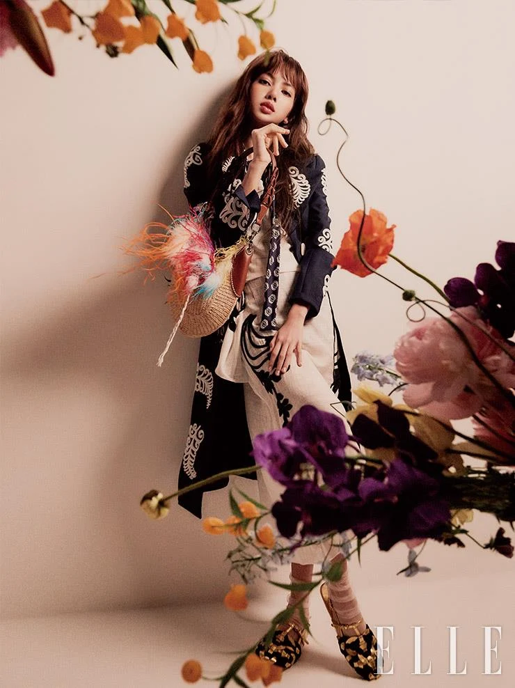 BLACKPINK Lisa ELLE Korea Magazine February 2020 Issue