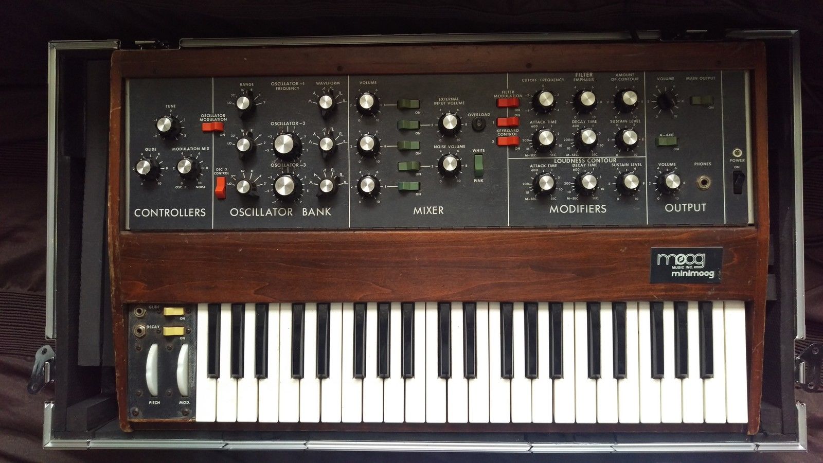 MATRIXSYNTH: Vintage 1973-4 Original Minimoog Model D Synthesizer SN 3952