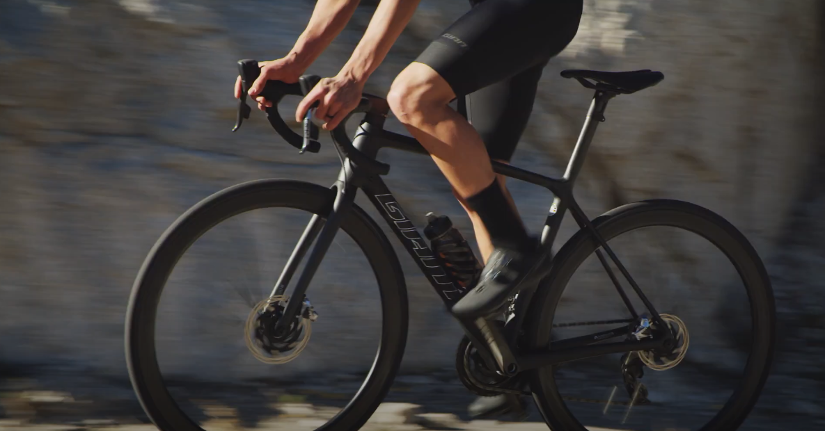 (Vídeo) La Giant TCR 2021 al detalle ~ Ultimate Bikes Magazine