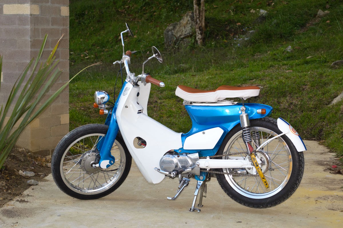 HOT MOTOR: Honda C 90