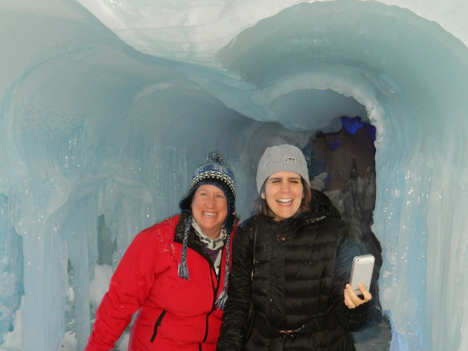 A Lovely Life, Indeed: Ice Castles at Loon Mountain...a Winter ...