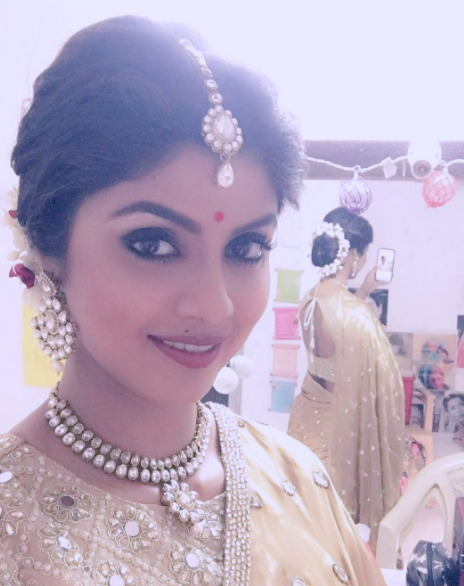 Sayantani Ghosh Biography, Age, Facebook, Instagram, Boyfriend, Family ...