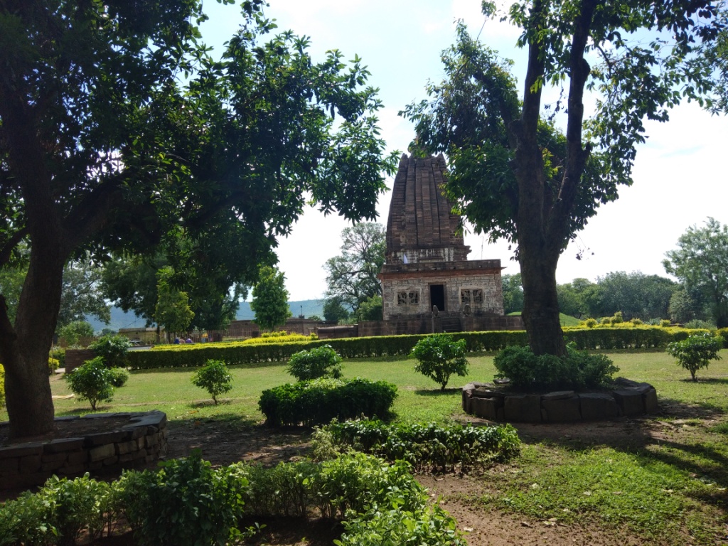 Hindu Temples of India: Chaumukhnath Temple, Nachna, Madhya Pradesh