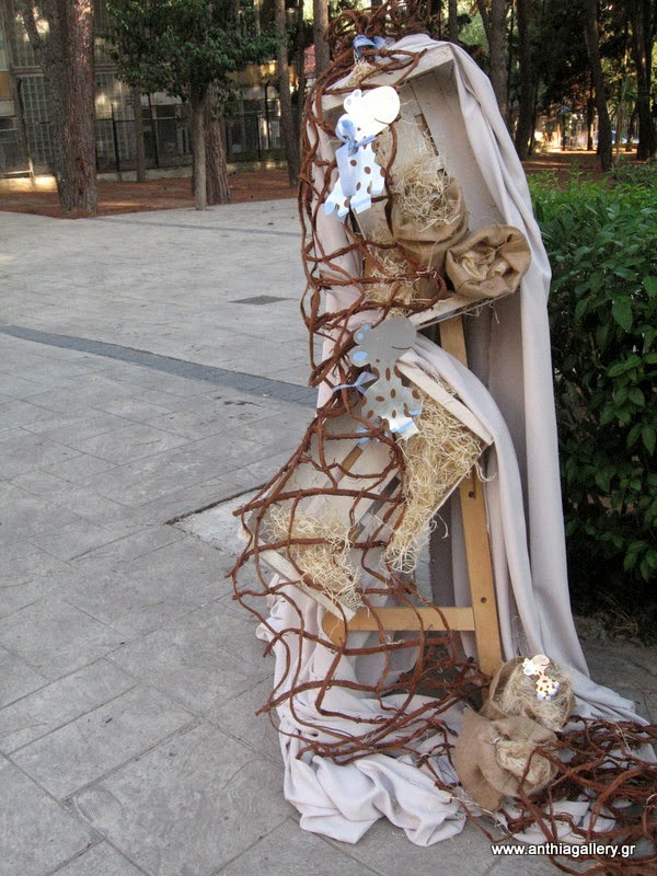 Anthiagallery: ΣΤΟΛΙΣΜΟΣ ΒΑΠΤΙΣΗΣ ΜΕ ΘΕΜΑ ΤΗΝ ΚΑΜΗΛΟΠΑΡΔΑΛΗ