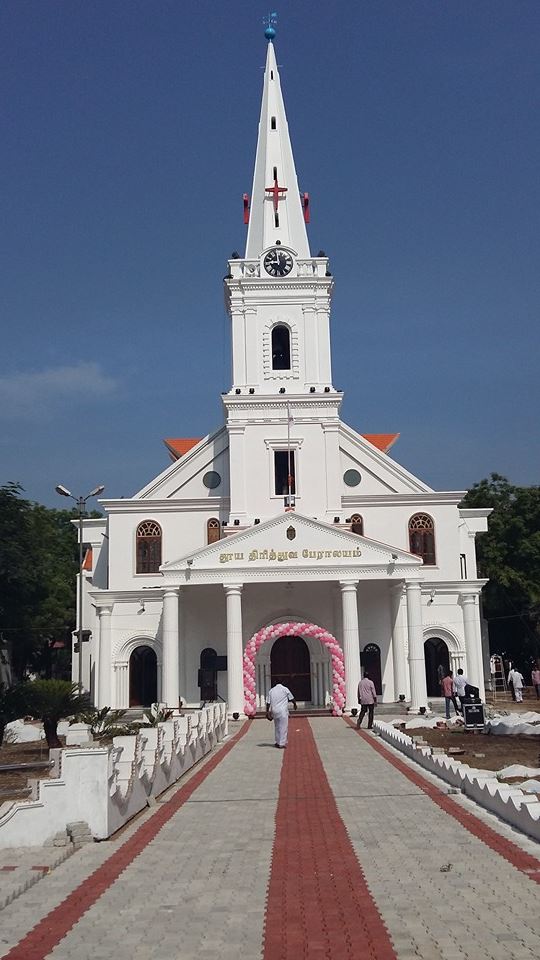 Tamilnadu Tourism: Holy Trinity Cathedral, Palayamkottai, Thirunelveli