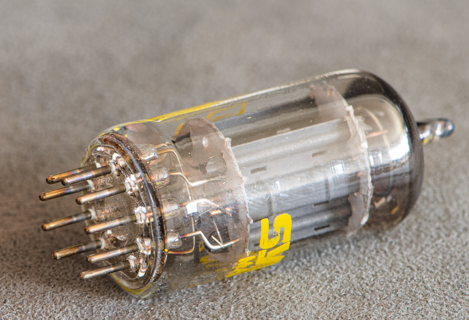 VinylSavor: Tube of the Month : The 12AY7