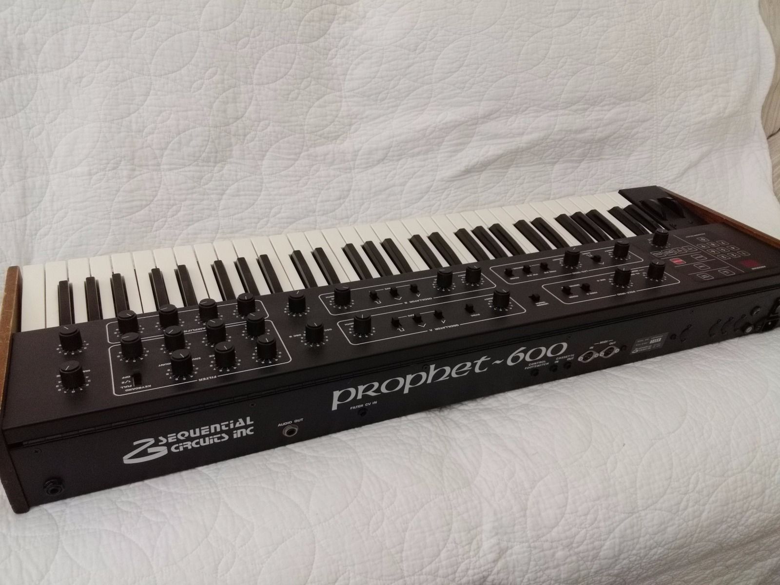 MATRIXSYNTH: SEQUENTIAL CIRCUITS PROPHET 600 SYNTHESIZER SN 3468