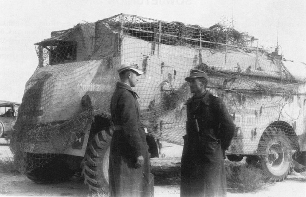 Panzerserra Bunker- Military Scale Models in 1/35 scale: AEC Dorchester ...