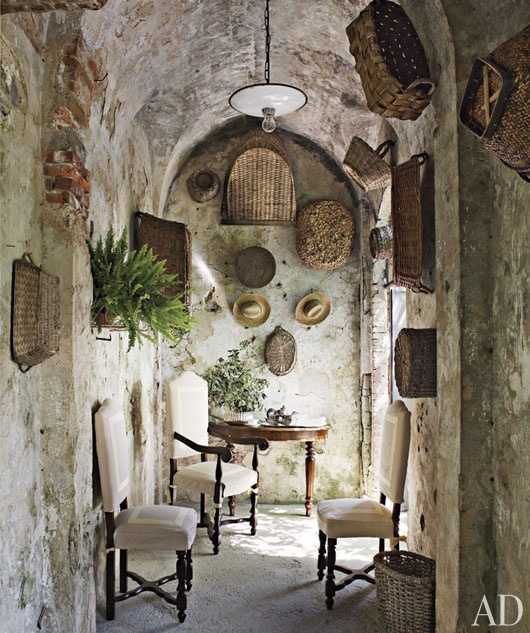 Eye For Design: Decorating The Stone Home