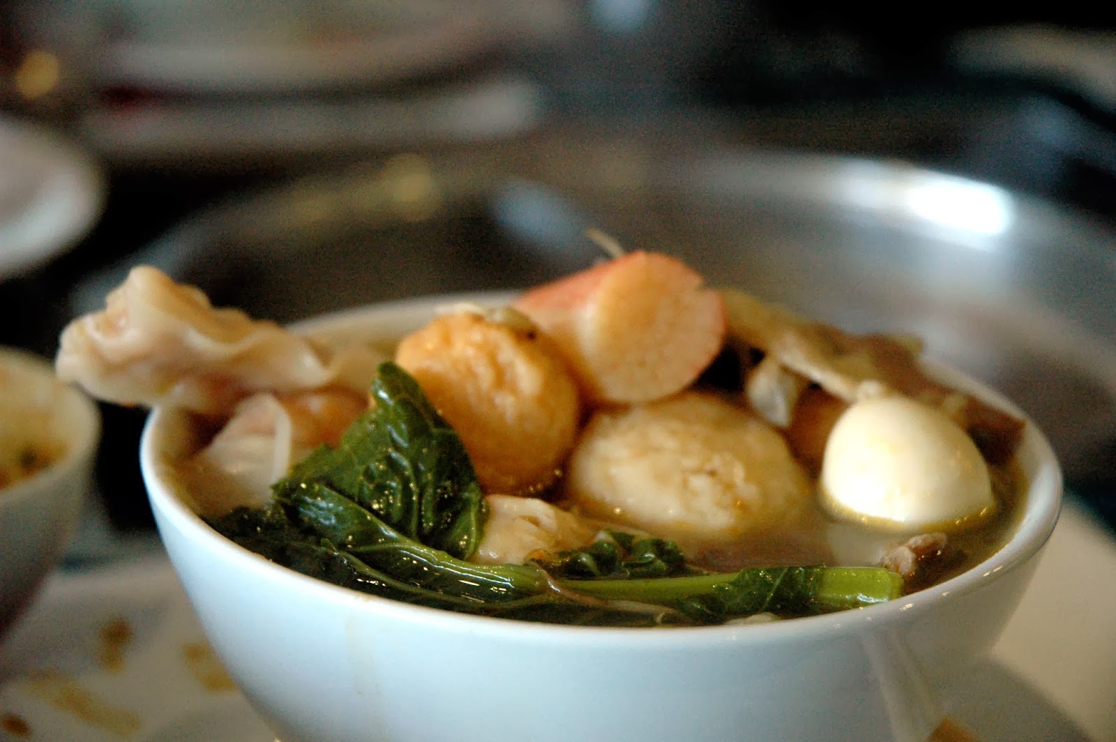 DUDE FOR FOOD: Hot Pot? Make That Huat Pot!