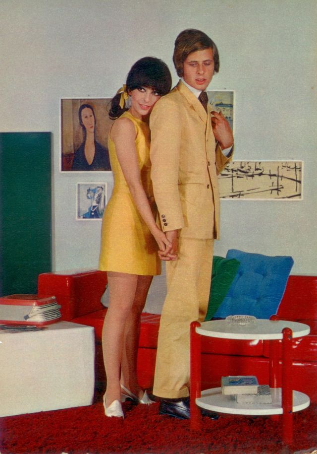 30 Romantic Photos of the ’60s Couples ~ Vintage Everyday