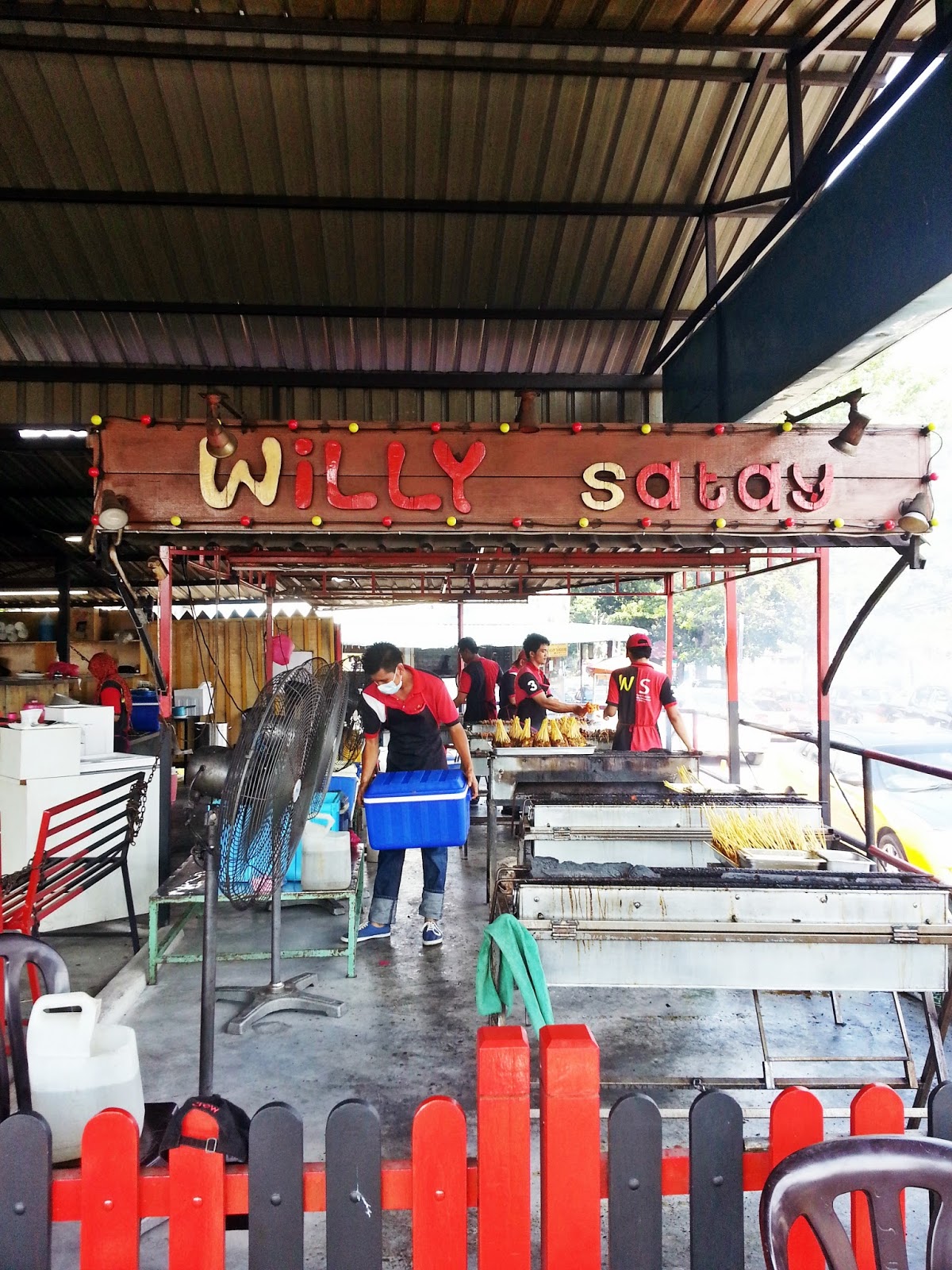 Venoth's Culinary Adventures: Willy Satay @ Kajang, Selangor