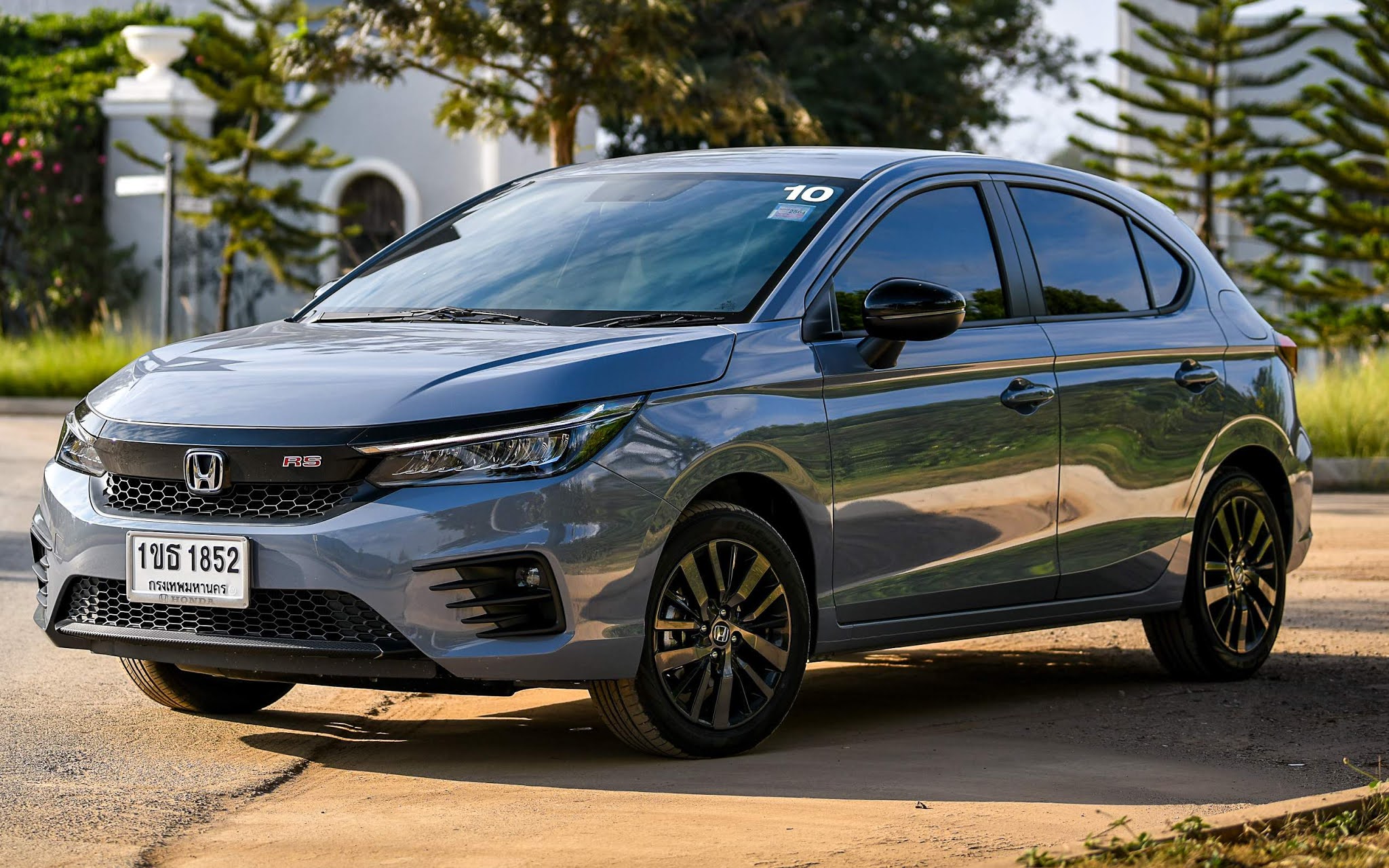 Novo Honda City Hatch chega em 2022 para enfrentar o Polo