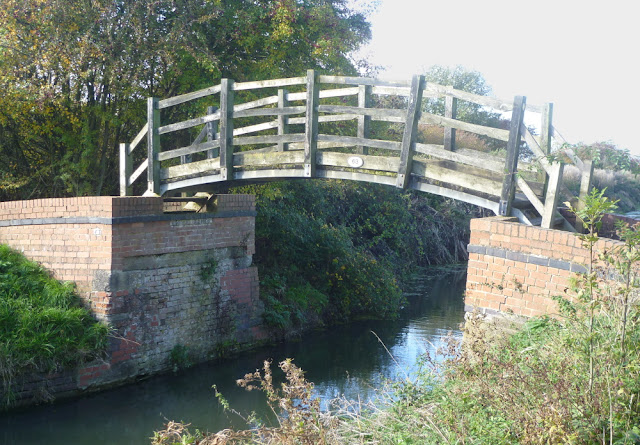 Vale of Belvoir Ramblers: Denton, Woolsthorpe and Harlaxton, 25th ...