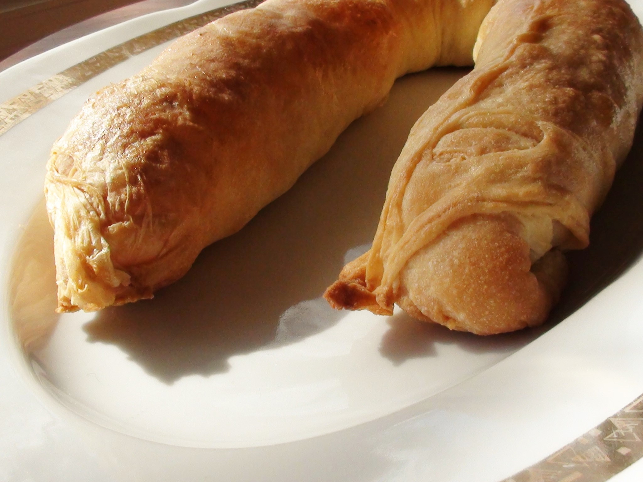 zsuzsa is in the kitchen: HUNGARIAN CABBAGE STRUDEL – KÁPOSZTÁS RÉTES