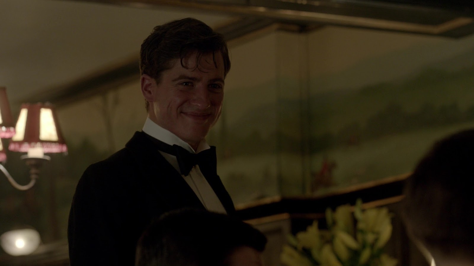 ausCAPS: Matt Barber shirtless in Downton Abbey 5-08 "Episode 8"