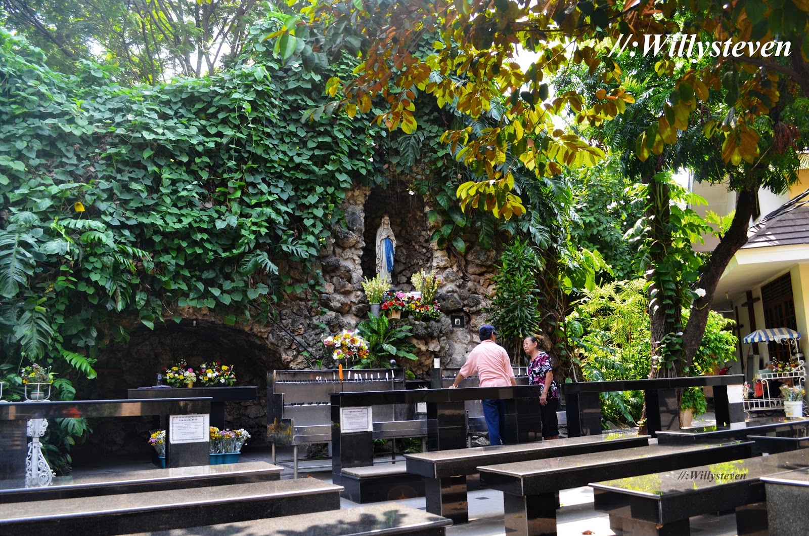 TravellerMeds: Katedral Jakarta [Photo Gallery]