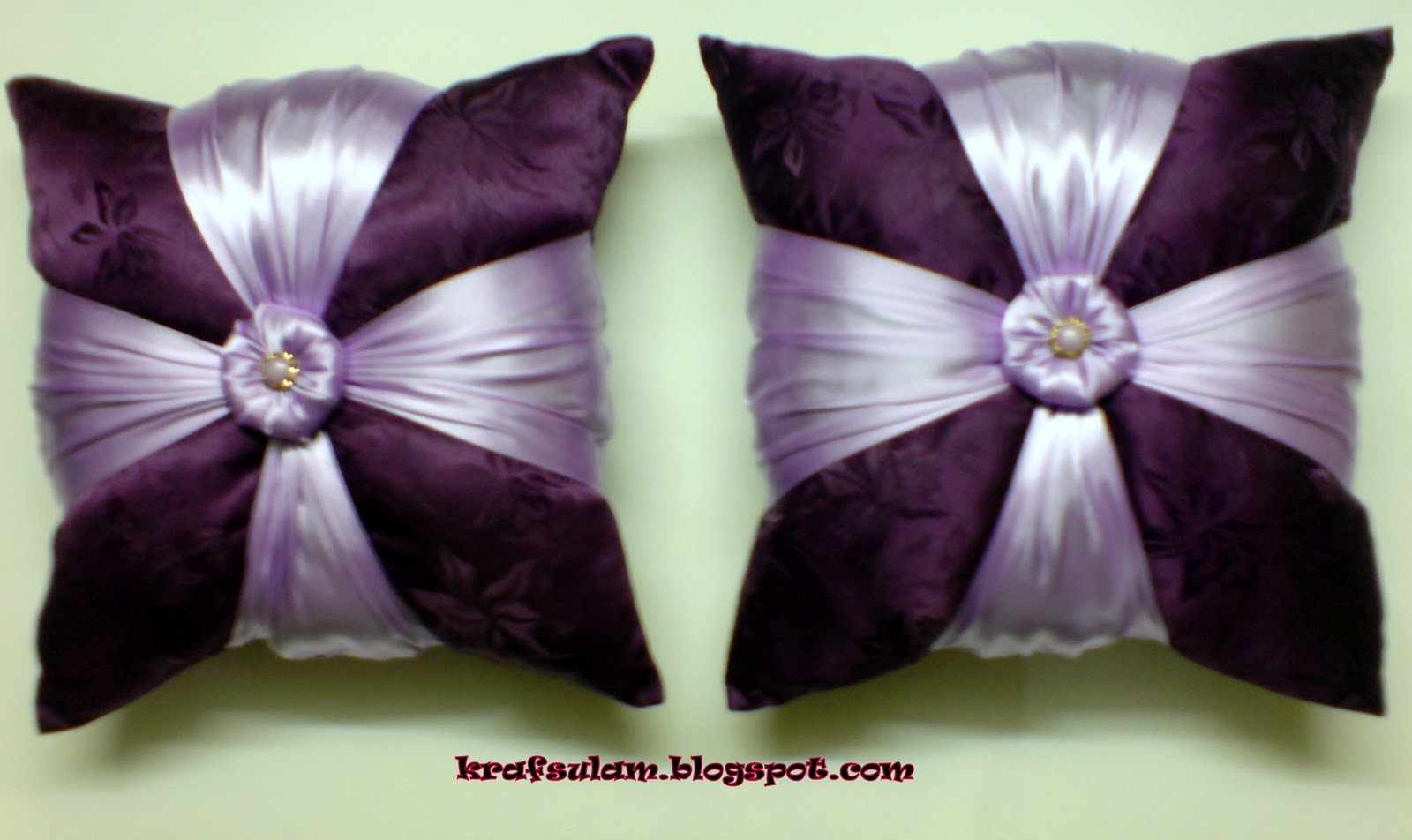 Kraftangan, Sulaman, Bantal: Bantal