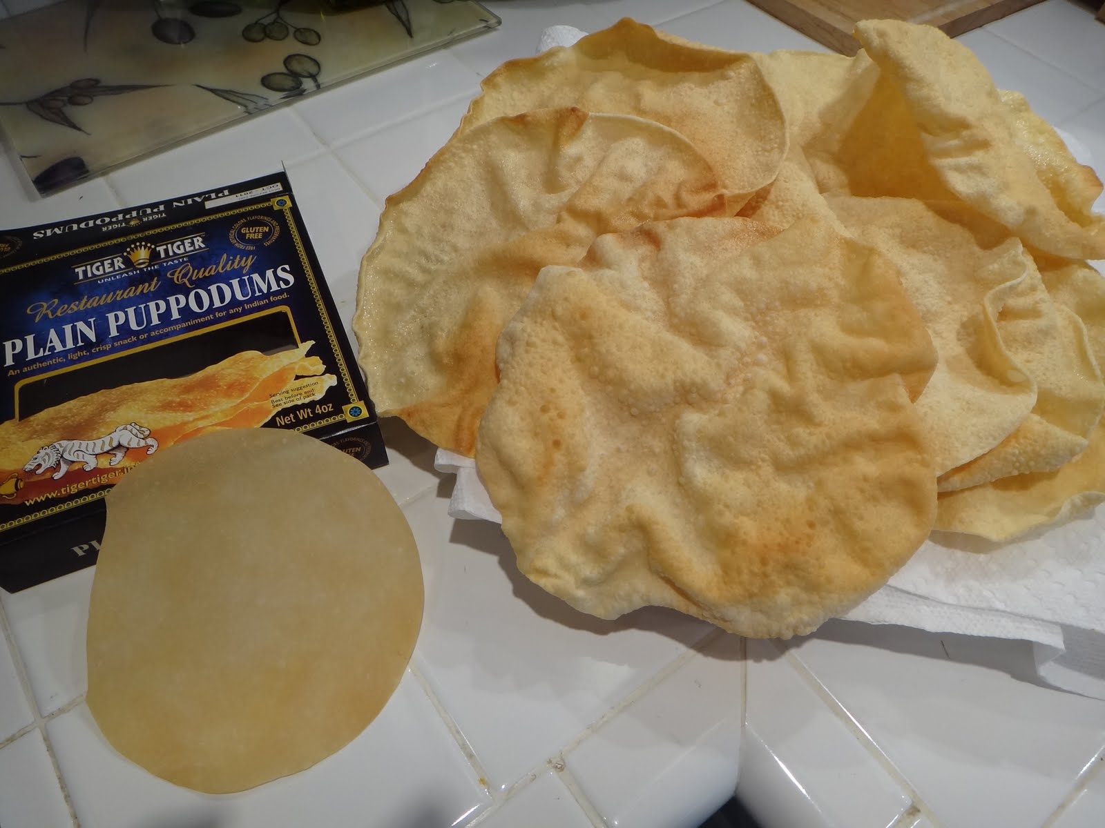 Feathers and Flowers: Papadum, puppodum, pappadom