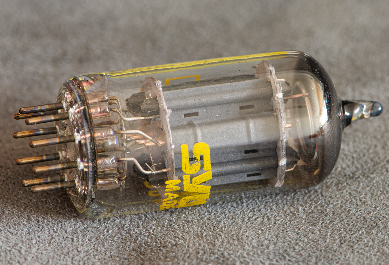 VinylSavor: Tube of the Month : The 12AY7