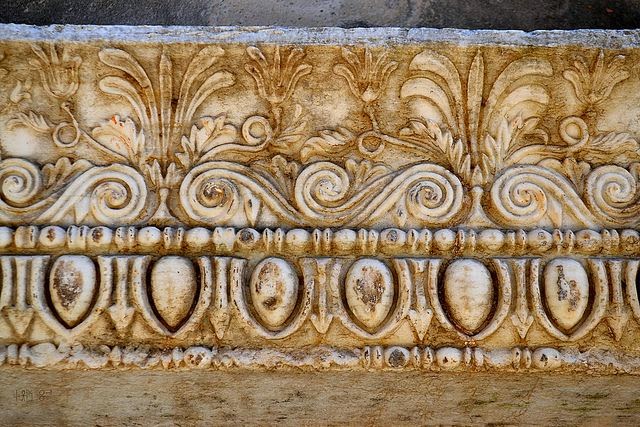 Classical Motif: Egg-and-Dart | Rescue. Restore. Redecorate.