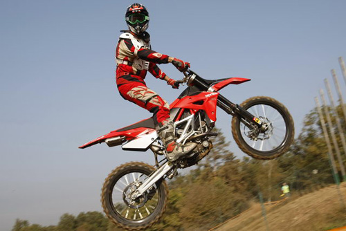 Aprilia MXV 450 Malpensa Test Drive ~ THE AUTOMOTIVE WORLD BLOG